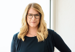 STRIVE Magazine: Female Empowerment in Wirtschaft & Karriere